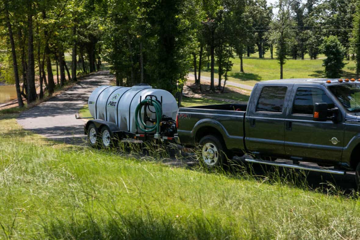 1000 Gallon DOT Water Trailer
